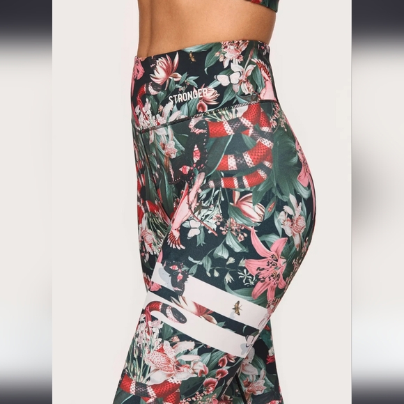 Stronger | Pants & Jumpsuits | Stronger Label Calico Print Leggings ...